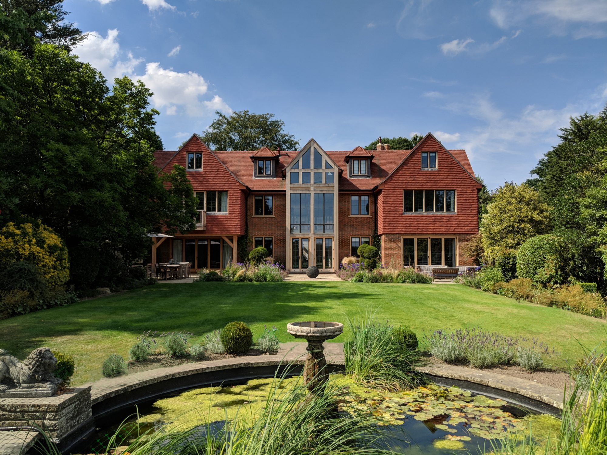 Simor House - Carnell Warren